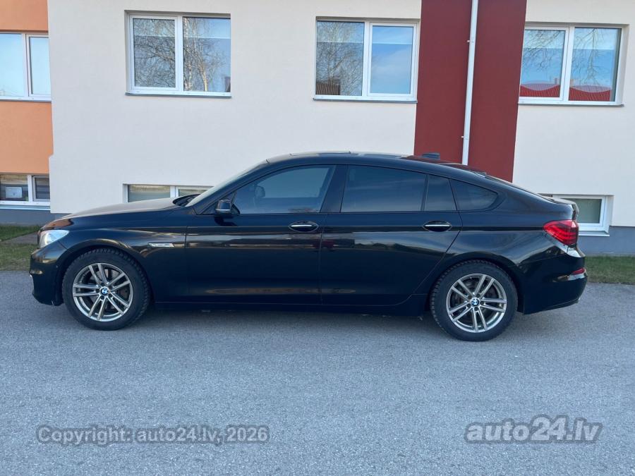 Black BMW 5 Series 2014 in Mustvee, with an engine capacity of 3.00 L and mileage of 265 thousand km for 14990 €, photo 1 on AUTOMOTO.COM.LV