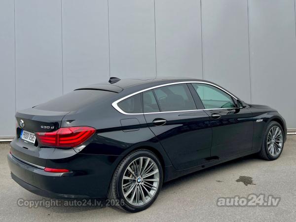 Black BMW 5 Series 2014 in Tallinn, with an engine capacity of 3.00 L and mileage of 0 thousand km for 15499 €, photo 6 on AUTOMOTO.COM.LV