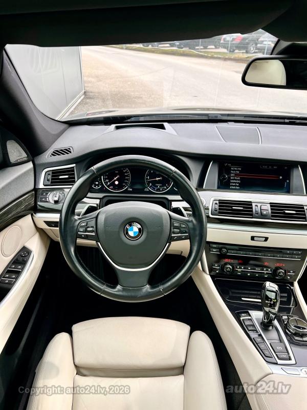Black BMW 5 Series 2014 in Tallinn, with an engine capacity of 3.00 L and mileage of 0 thousand km for 15499 €, photo 8 on AUTOMOTO.COM.LV