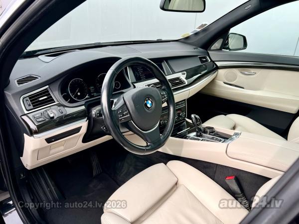 Black BMW 5 Series 2014 in Tallinn, with an engine capacity of 3.00 L and mileage of 0 thousand km for 15499 €, photo 9 on AUTOMOTO.COM.LV