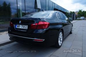 Black BMW 5 Series 2014 in Riga, with an engine capacity of 2.00 L and mileage of 275 thousand km for 11490 €, photo 4 on AUTOMOTO.COM.LV
