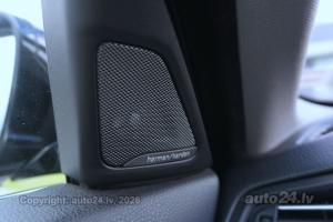 Black BMW 5 Series 2014 in Riga, with an engine capacity of 2.00 L and mileage of 275 thousand km for 11490 €, photo 11 on AUTOMOTO.COM.LV