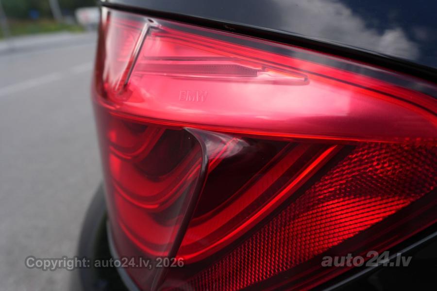 Black BMW 5 Series 2014 in Riga, with an engine capacity of 2.00 L and mileage of 275 thousand km for 11490 €, photo 16 on AUTOMOTO.COM.LV