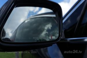 Black BMW 5 Series 2014 in Riga, with an engine capacity of 2.00 L and mileage of 275 thousand km for 11490 €, photo 21 on AUTOMOTO.COM.LV