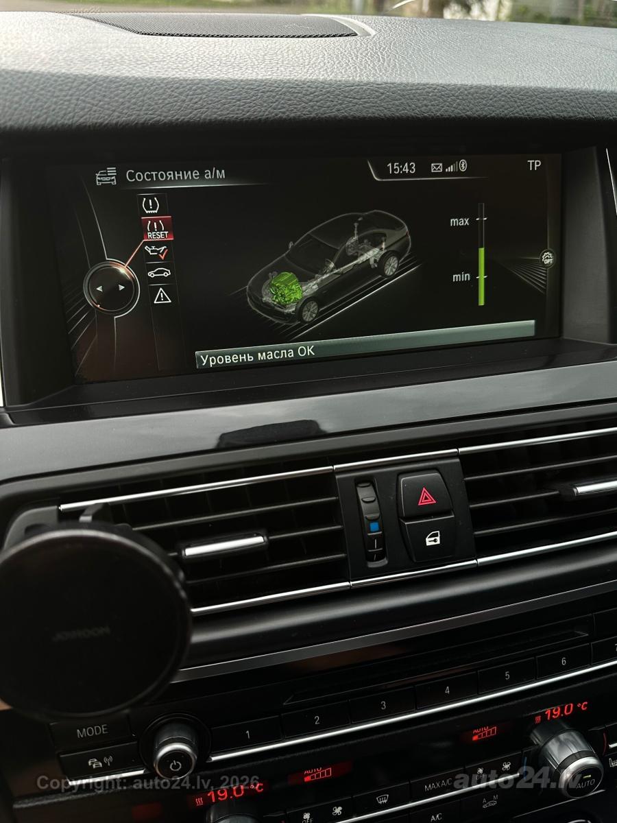 Black BMW 5 Series 2014 in Tallinn, with an engine capacity of 3.00 L and mileage of 311 thousand km for 13500 €, photo 19 on AUTOMOTO.COM.LV