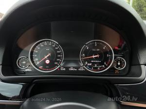 Black BMW 5 Series 2014 in Tallinn, with an engine capacity of 3.00 L and mileage of 311 thousand km for 13500 €, photo 23 on AUTOMOTO.COM.LV