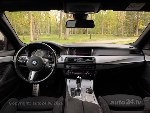 Melns BMW 5 Series 2015 Tallina, ar dzinēja tilpumu 3.00 L un nobraukumu 245 tūkst. km par 17000 €, foto 6 vietnē AUTOMOTO.COM.LV