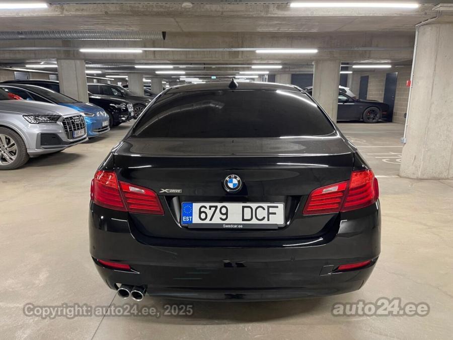 Black BMW 5 Series 2016 in Tallinn, with an engine capacity of 2.00 L and mileage of 279 thousand km for 13499 €, photo 6 on AUTOMOTO.COM.LV