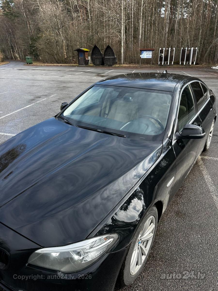 Black BMW 5 Series 2016 in Tallinn, with an engine capacity of 2.00 L and mileage of 205 thousand km for 12500 €, photo 3 on AUTOMOTO.COM.LV
