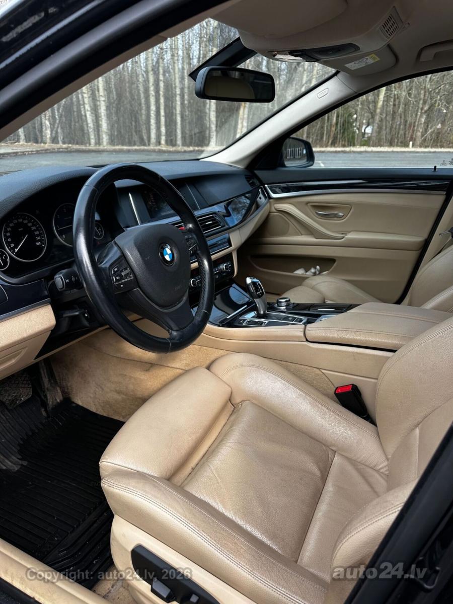 Black BMW 5 Series 2016 in Tallinn, with an engine capacity of 2.00 L and mileage of 205 thousand km for 12500 €, photo 15 on AUTOMOTO.COM.LV