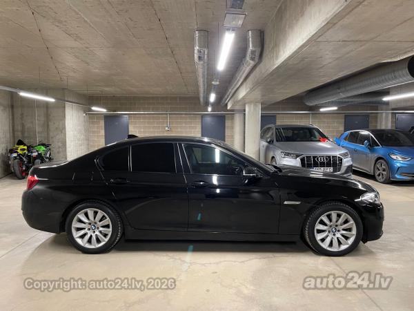 Melns BMW 5 Series 2016 Tallina, ar dzinēja tilpumu 2.00 L un nobraukumu 279 tūkst. km par 12900 €, foto 8 vietnē AUTOMOTO.COM.LV