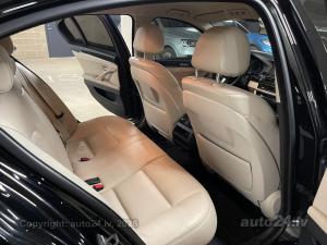 Melns BMW 5 Series 2016 Tallina, ar dzinēja tilpumu 2.00 L un nobraukumu 279 tūkst. km par 12900 €, foto 18 vietnē AUTOMOTO.COM.LV