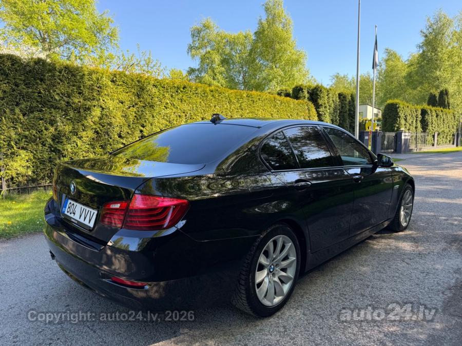 Melns BMW 5 Series 2016 Tallina, ar dzinēja tilpumu 2.00 L un nobraukumu 279 tūkst. km par 12900 €, foto 5 vietnē AUTOMOTO.COM.LV