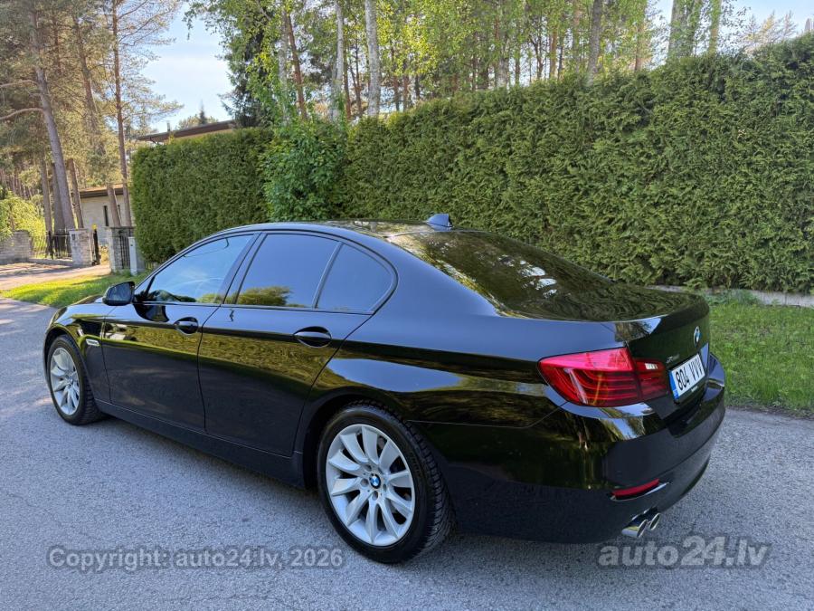 Melns BMW 5 Series 2016 Tallina, ar dzinēja tilpumu 2.00 L un nobraukumu 279 tūkst. km par 12900 €, foto 7 vietnē AUTOMOTO.COM.LV