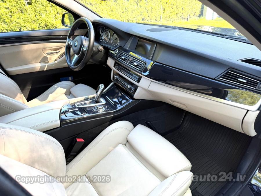 Melns BMW 5 Series 2016 Tallina, ar dzinēja tilpumu 2.00 L un nobraukumu 279 tūkst. km par 12900 €, foto 16 vietnē AUTOMOTO.COM.LV