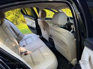 Melns BMW 5 Series 2016 Tallina, ar dzinēja tilpumu 2.00 L un nobraukumu 279 tūkst. km par 12900 €, foto 20 vietnē AUTOMOTO.COM.LV