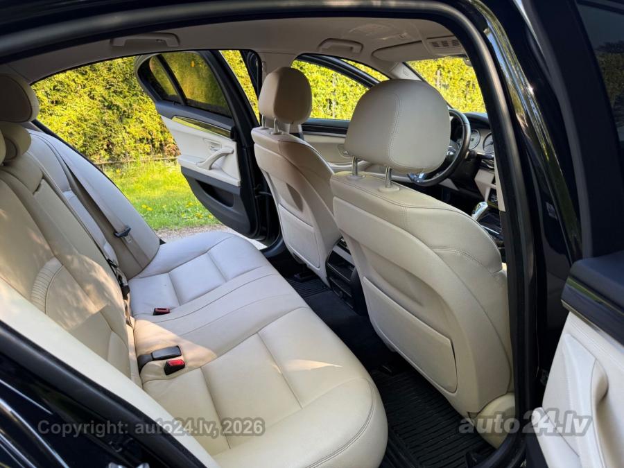 Melns BMW 5 Series 2016 Tallina, ar dzinēja tilpumu 2.00 L un nobraukumu 279 tūkst. km par 12900 €, foto 20 vietnē AUTOMOTO.COM.LV