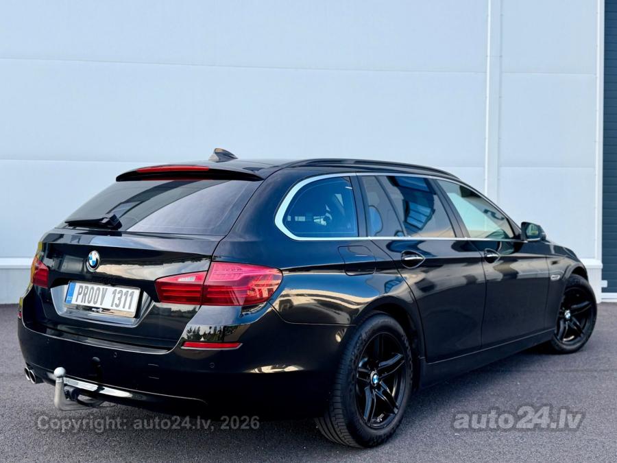 Melns BMW 5 Series 2016 Tallina, ar dzinēja tilpumu 3.00 L un nobraukumu 280 tūkst. km par 12790 €, foto 4 vietnē AUTOMOTO.COM.LV