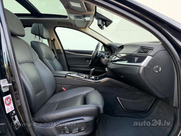 Melns BMW 5 Series 2016 Tallina, ar dzinēja tilpumu 3.00 L un nobraukumu 280 tūkst. km par 12790 €, foto 6 vietnē AUTOMOTO.COM.LV
