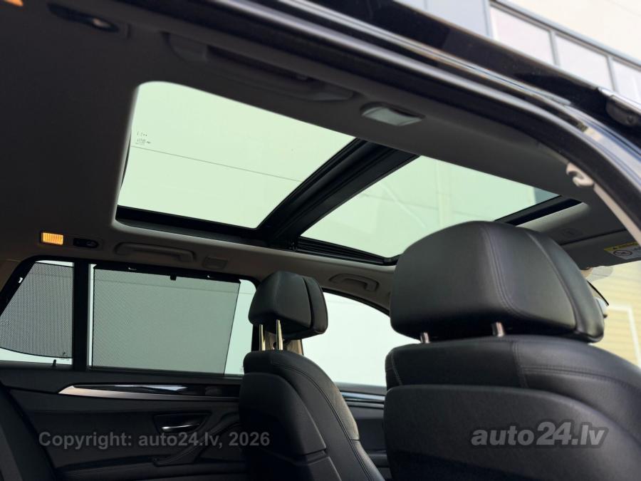 Melns BMW 5 Series 2016 Tallina, ar dzinēja tilpumu 3.00 L un nobraukumu 280 tūkst. km par 12790 €, foto 14 vietnē AUTOMOTO.COM.LV
