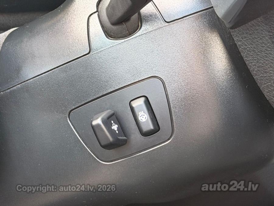 Melns BMW 5 Series 2016 Tallina, ar dzinēja tilpumu 3.00 L un nobraukumu 280 tūkst. km par 12790 €, foto 15 vietnē AUTOMOTO.COM.LV