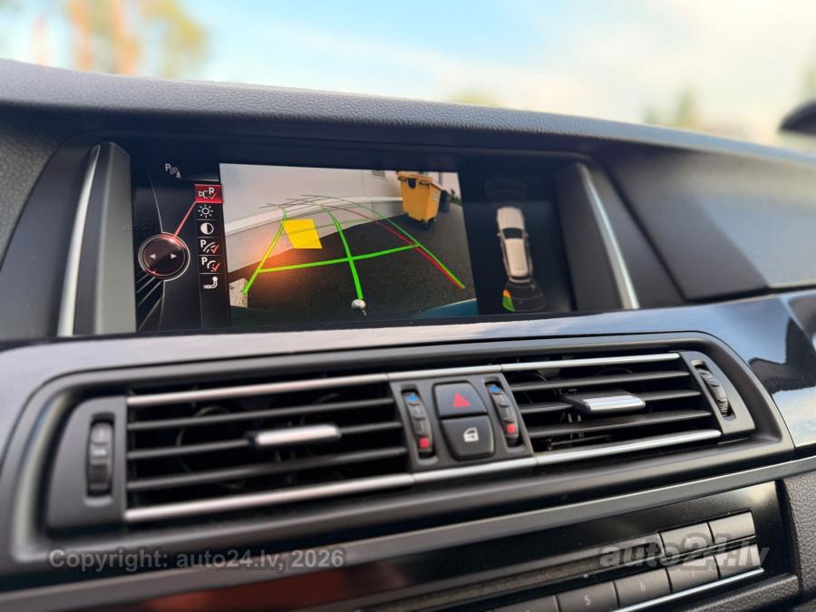 Melns BMW 5 Series 2016 Tallina, ar dzinēja tilpumu 3.00 L un nobraukumu 280 tūkst. km par 12790 €, foto 20 vietnē AUTOMOTO.COM.LV
