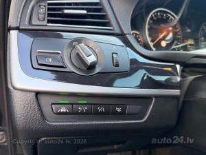 Melns BMW 5 Series 2016 Tallina, ar dzinēja tilpumu 3.00 L un nobraukumu 280 tūkst. km par 12790 €, foto 22 vietnē AUTOMOTO.COM.LV