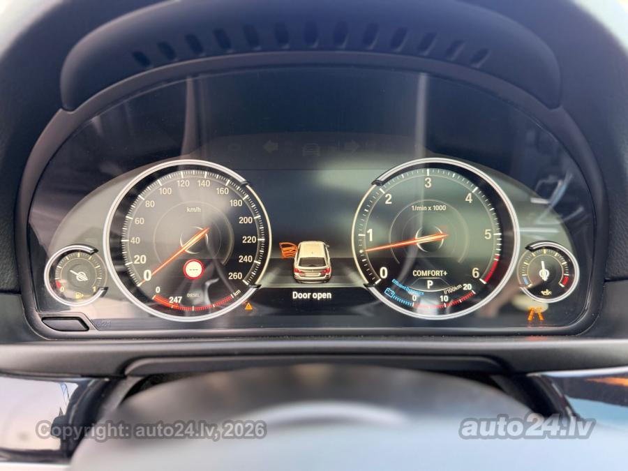 Melns BMW 5 Series 2016 Tallina, ar dzinēja tilpumu 3.00 L un nobraukumu 280 tūkst. km par 12790 €, foto 28 vietnē AUTOMOTO.COM.LV