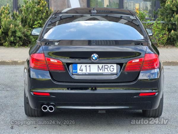 Black BMW 5 Series 2017 in Tallinn, with an engine capacity of 2.00 L and mileage of 135 thousand km for 17900 €, photo 8 on AUTOMOTO.COM.LV