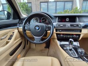 Melns BMW 5 Series 2017 Tallina, ar dzinēja tilpumu 2.00 L un nobraukumu 135 tūkst. km par 17900 €, foto 18 vietnē AUTOMOTO.COM.LV