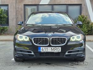 Melns BMW 5 Series 2017 Tallina, ar dzinēja tilpumu 2.00 L un nobraukumu 135 tūkst. km par 17900 €, foto 29 vietnē AUTOMOTO.COM.LV