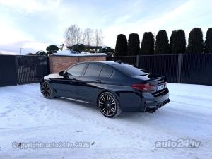 Black BMW 5 Series 2017 in Tartu, with an engine capacity of 3.00 L and mileage of 139 thousand km for 31900 €, photo 7 on AUTOMOTO.COM.LV