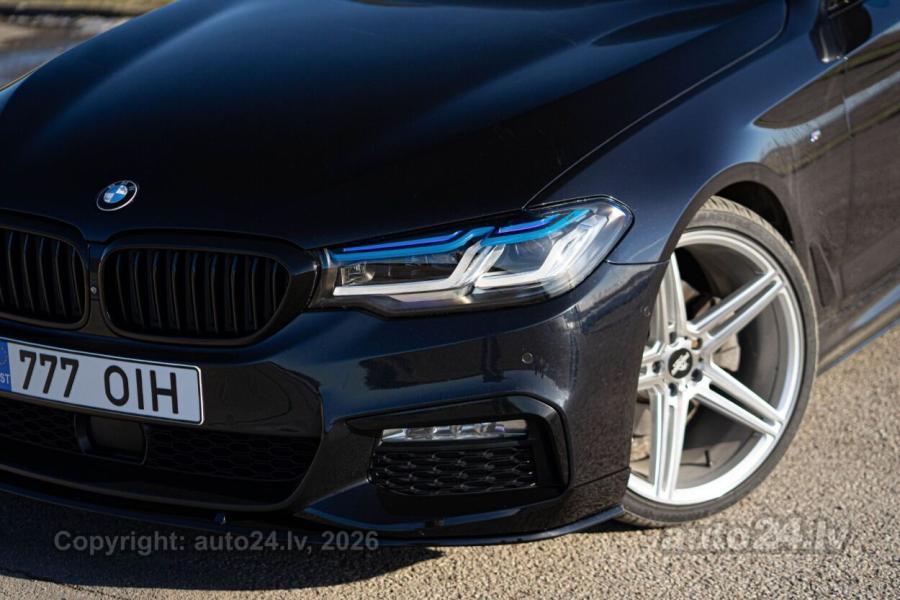 Black BMW 5 Series 2017 in Tallinn, with an engine capacity of 2.00 L and mileage of 215 thousand km for 27300 €, photo 14 on AUTOMOTO.COM.LV