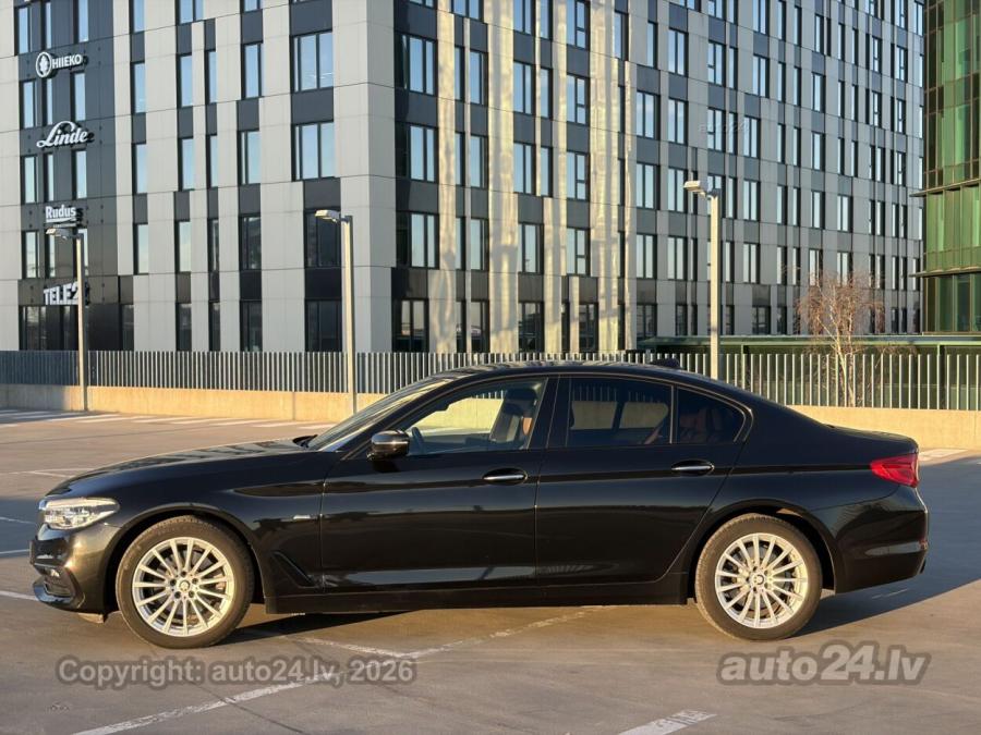Black BMW 5 Series 2017 in Tallinn, with an engine capacity of 2.00 L and mileage of 100 thousand km for 27200 €, photo 5 on AUTOMOTO.COM.LV