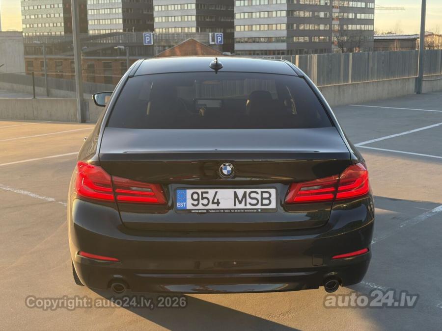 Black BMW 5 Series 2017 in Tallinn, with an engine capacity of 2.00 L and mileage of 100 thousand km for 27200 €, photo 8 on AUTOMOTO.COM.LV