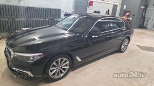 Melns BMW 5 Series 2017 Tallina, ar dzinēja tilpumu 3.00 L un nobraukumu 135 tūkst. km par 30000 €, foto  vietnē AUTOMOTO.COM.LV