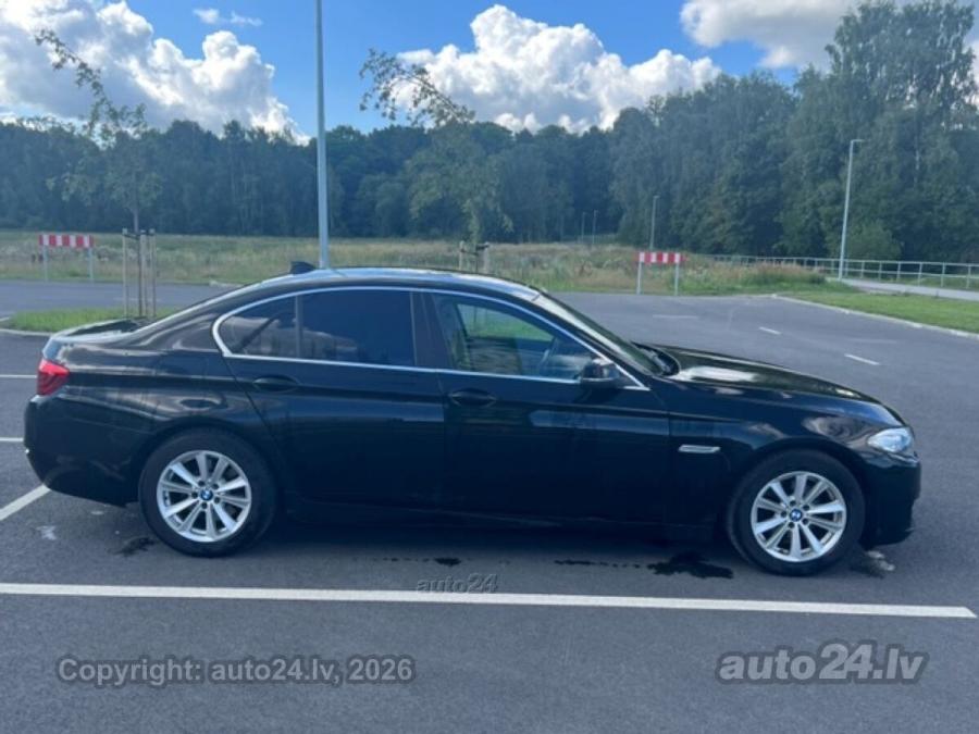 Melns BMW 5 Series 2017 Tallina, ar dzinēja tilpumu 2.00 L un nobraukumu 146 tūkst. km par 22500 €, foto 4 vietnē AUTOMOTO.COM.LV