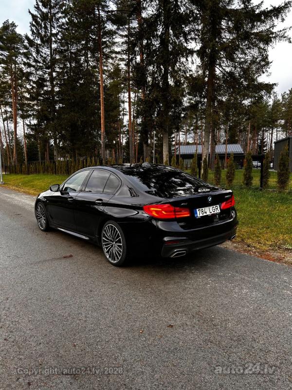 Black BMW 5 Series 2017 in Tallinn, with an engine capacity of 3.00 L and mileage of 249 thousand km for 22000 €, photo 4 on AUTOMOTO.COM.LV