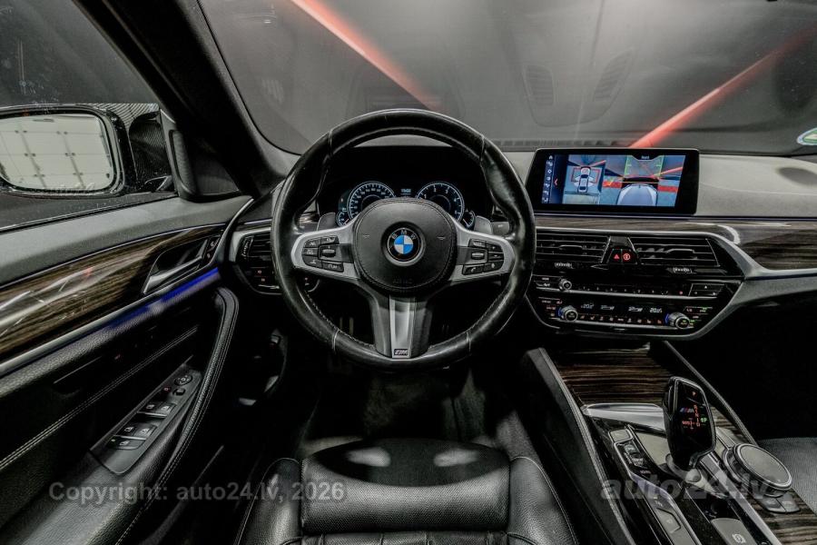 Melns BMW 5 Series 2017 Pērnava, ar dzinēja tilpumu 3.00 L un nobraukumu 187 tūkst. km par 27500 €, foto 16 vietnē AUTOMOTO.COM.LV