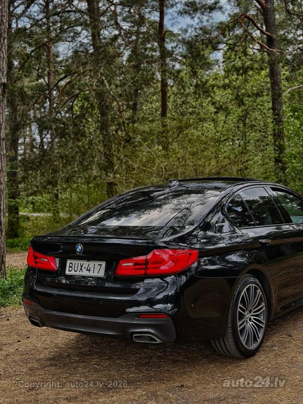 Black BMW 5 Series 2017 in Tallinn, with an engine capacity of 2.00 L and mileage of 195 thousand km for 19800 €, photo 3 on AUTOMOTO.COM.LV