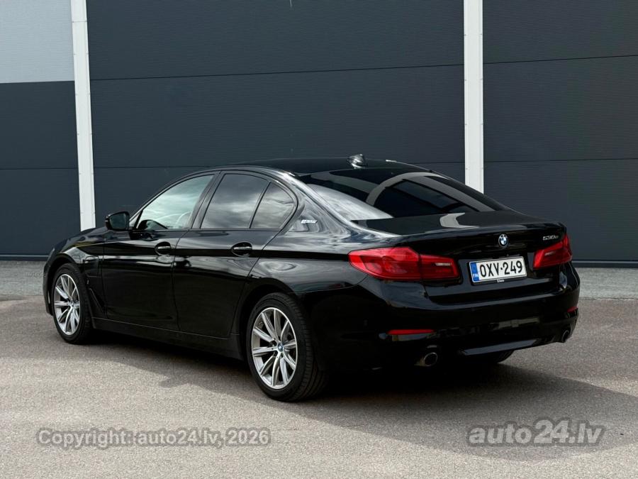 Black BMW 5 Series 2017 in Tallinn, with an engine capacity of 2.00 L and mileage of 150 thousand km for 18900 €, photo 5 on AUTOMOTO.COM.LV