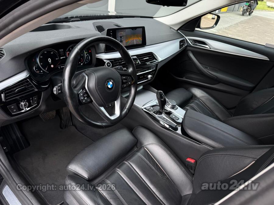 Black BMW 5 Series 2017 in Tallinn, with an engine capacity of 2.00 L and mileage of 150 thousand km for 18900 €, photo 8 on AUTOMOTO.COM.LV
