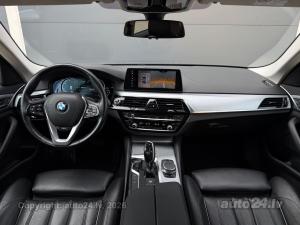 Black BMW 5 Series 2017 in Tallinn, with an engine capacity of 2.00 L and mileage of 150 thousand km for 18900 €, photo 9 on AUTOMOTO.COM.LV