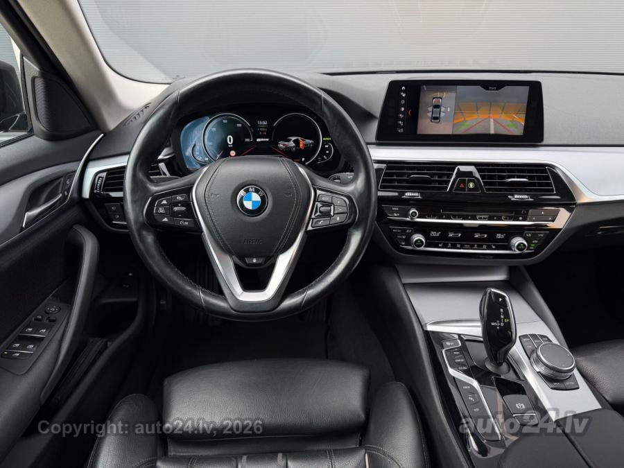 Black BMW 5 Series 2017 in Tallinn, with an engine capacity of 2.00 L and mileage of 150 thousand km for 18900 €, photo 13 on AUTOMOTO.COM.LV
