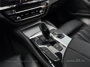 Black BMW 5 Series 2017 in Tallinn, with an engine capacity of 2.00 L and mileage of 150 thousand km for 18900 €, photo 14 on AUTOMOTO.COM.LV