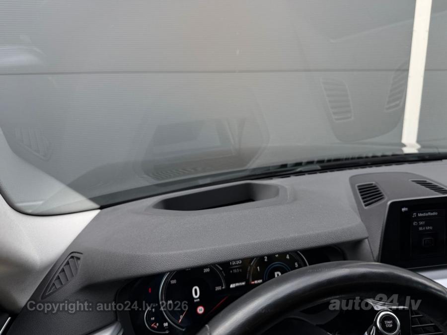 Black BMW 5 Series 2017 in Tallinn, with an engine capacity of 2.00 L and mileage of 150 thousand km for 18900 €, photo 15 on AUTOMOTO.COM.LV