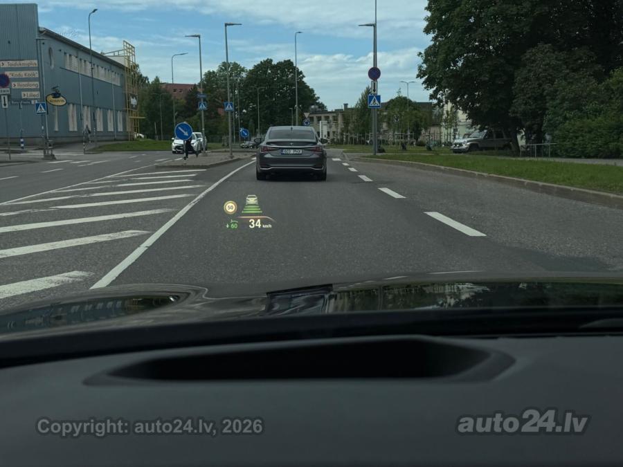 Black BMW 5 Series 2017 in Tallinn, with an engine capacity of 2.00 L and mileage of 150 thousand km for 18900 €, photo 16 on AUTOMOTO.COM.LV