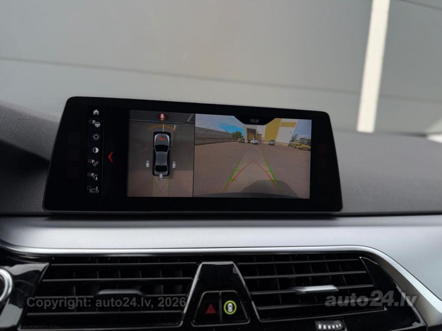 Black BMW 5 Series 2017 in Tallinn, with an engine capacity of 2.00 L and mileage of 150 thousand km for 18900 €, photo 18 on AUTOMOTO.COM.LV