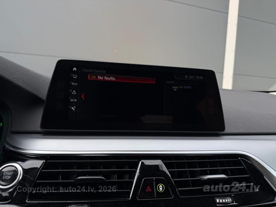 Black BMW 5 Series 2017 in Tallinn, with an engine capacity of 2.00 L and mileage of 150 thousand km for 18900 €, photo 23 on AUTOMOTO.COM.LV