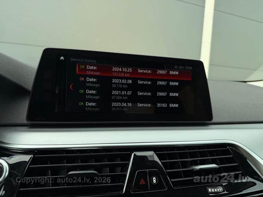 Black BMW 5 Series 2017 in Tallinn, with an engine capacity of 2.00 L and mileage of 150 thousand km for 18900 €, photo 24 on AUTOMOTO.COM.LV